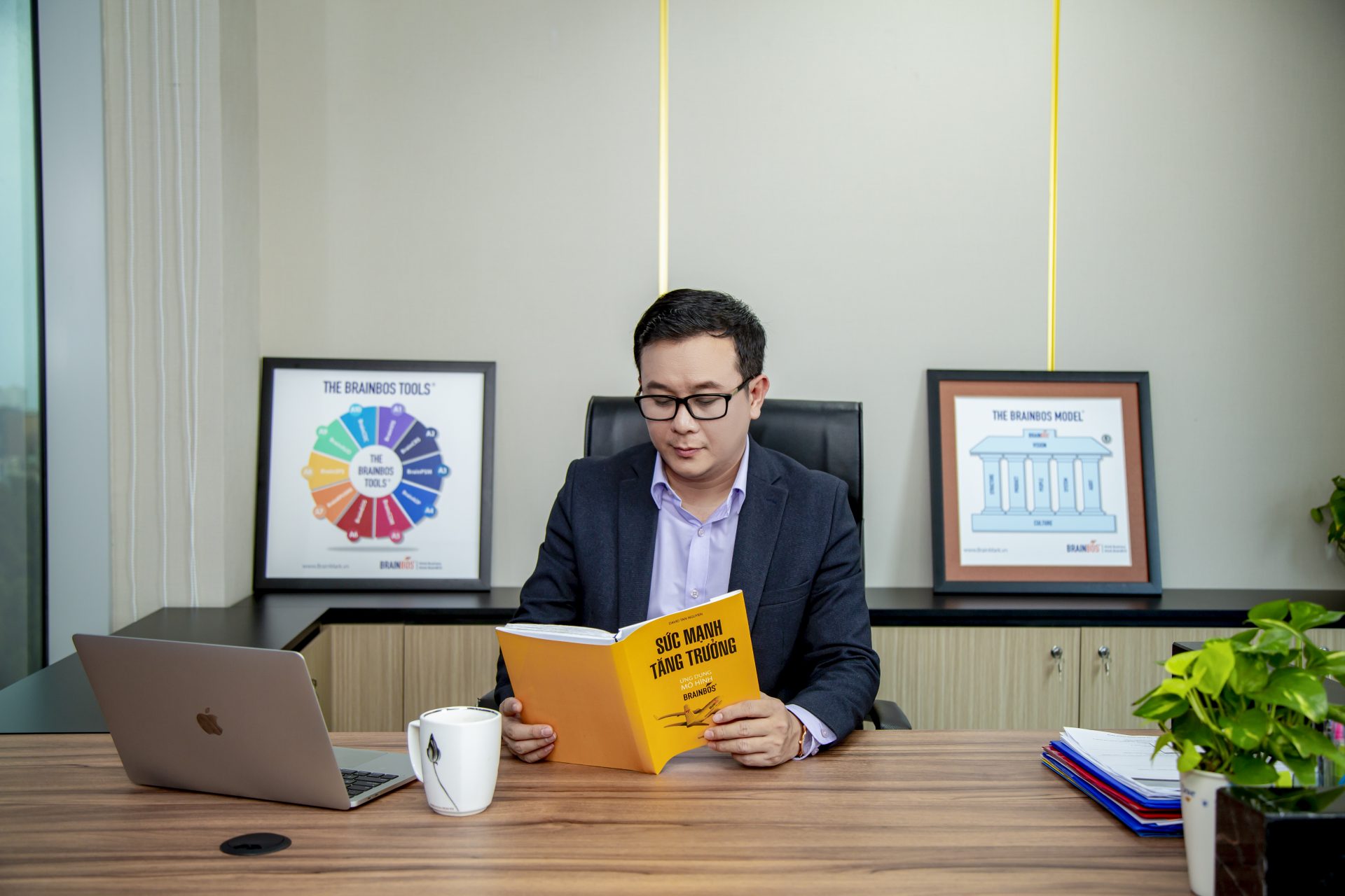 Về tôi - David Tan Nguyen